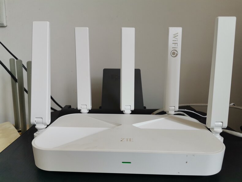 中兴E2631巡天AX3000 wifi6无线路由器评测 中兴路由器怎么样